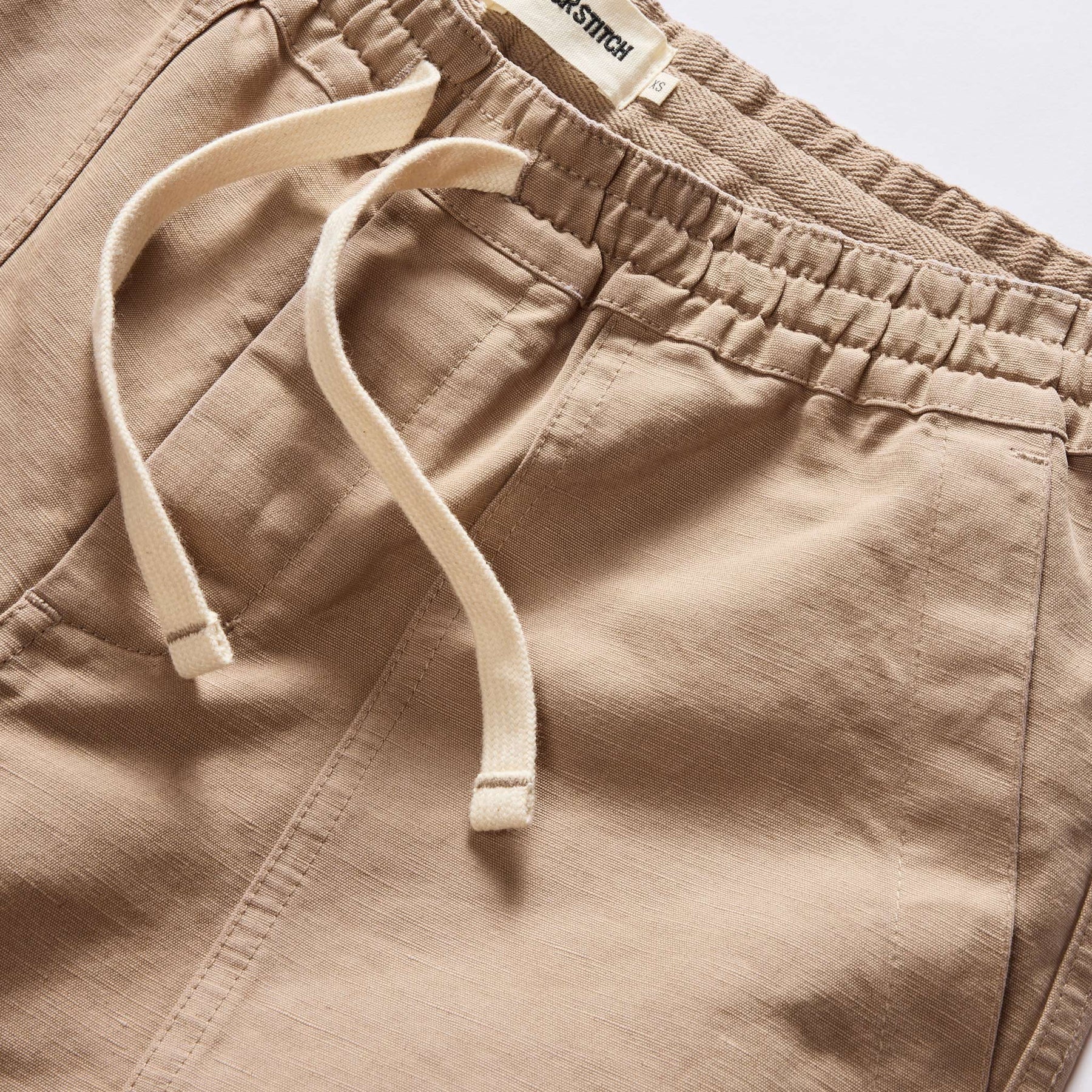 Taylor Stitch - The Apres Trail Short in Dried Earth Slub – Fountainhead NY